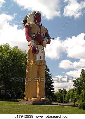 Ironwood, MI, Michigan, Hiawatha statue, world's tallest indian 52 feet ...